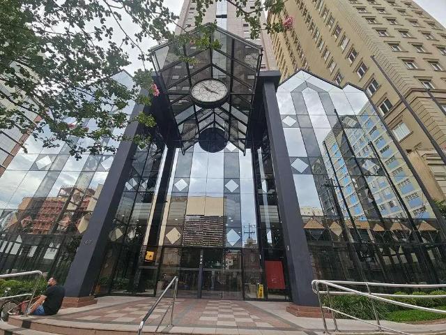 Conj. Comercial / Sala para Locação em Curitiba/PR Centro