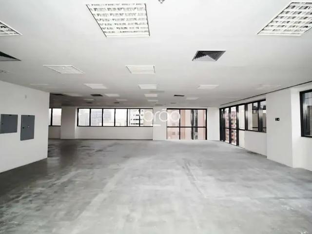 Conj. Comercial / Sala para Locação em Curitiba/PR Centro