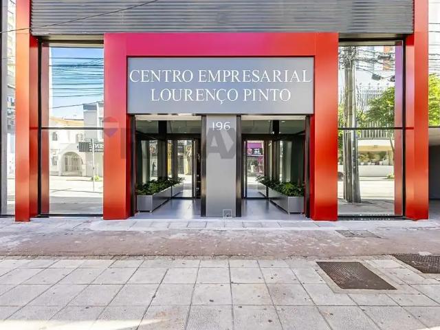 Conj. Comercial / Sala para Locação em Curitiba/PR Centro