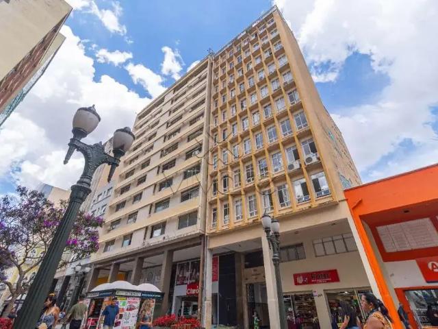 Conj. Comercial / Sala para Locação em Curitiba/PR Centro