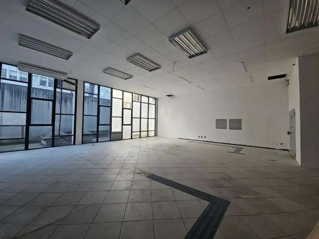 Conj. Comercial / Sala para Locação em Curitiba/PR Centro