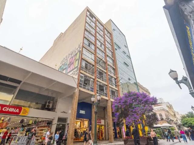 Conj. Comercial / Sala para Locação em Curitiba/PR Centro