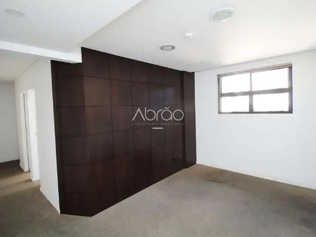 Conj. Comercial / Sala para Locação em Curitiba/PR Centro