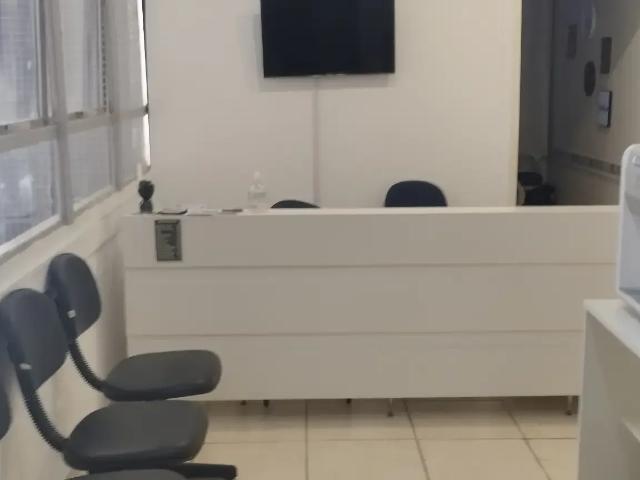 Conj. Comercial / Sala para Locação em Curitiba/PR Centro