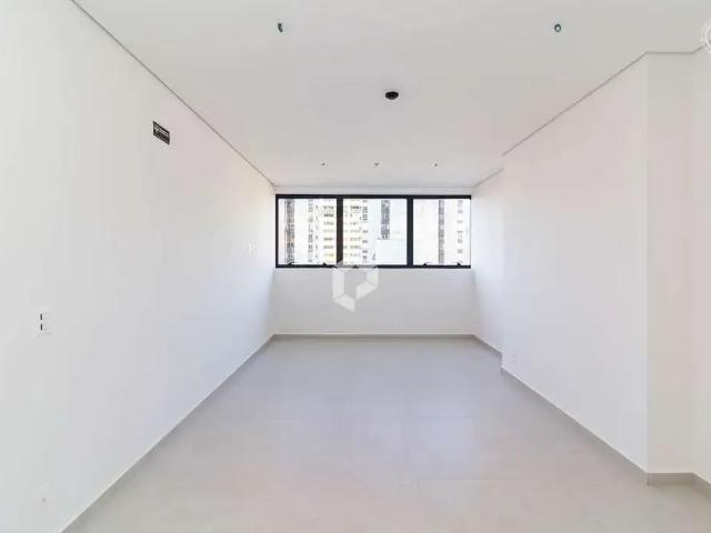 Conj. Comercial / Sala para Locação em Curitiba/PR Centro