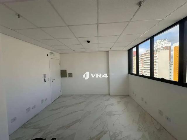 Conj. Comercial / Sala para Locação em Curitiba/PR Centro