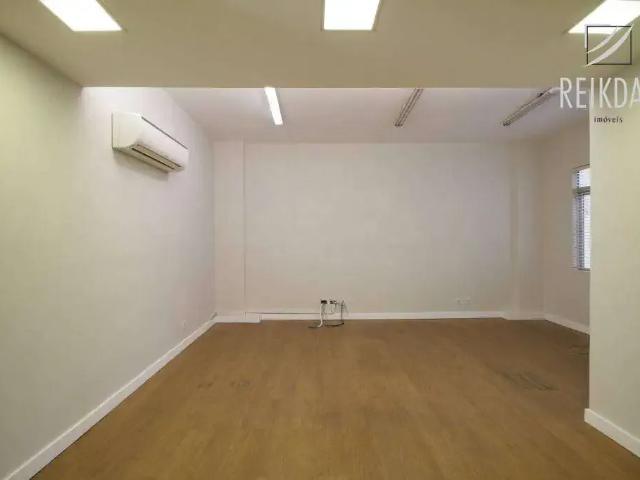 Conj. Comercial / Sala para Locação em Curitiba/PR Centro