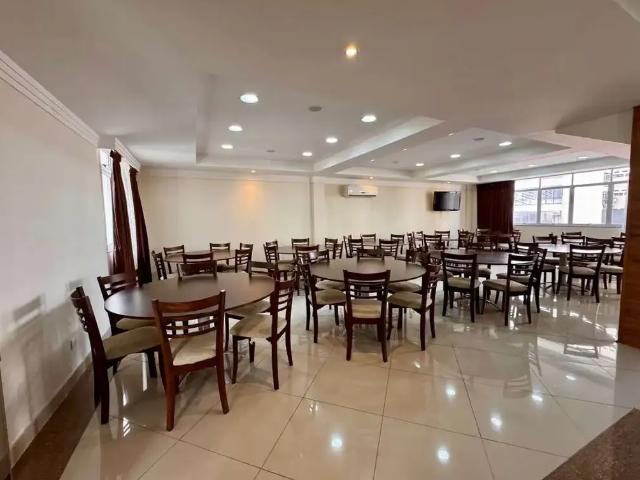 Conj. Comercial / Sala para Locação em Curitiba/PR Centro