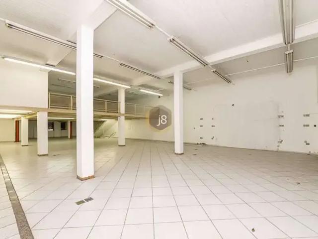 Conj. Comercial / Sala para Locação em Curitiba/PR Centro