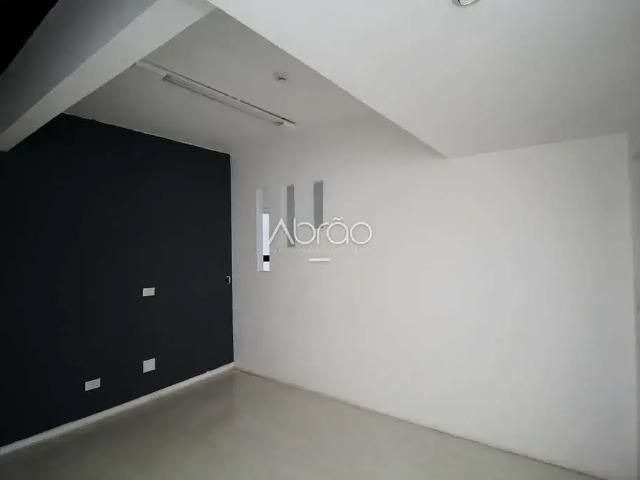 Conj. Comercial / Sala para Locação em Curitiba/PR Centro