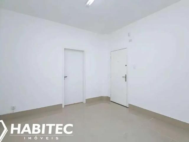 Conj. Comercial / Sala para Locação em Curitiba/PR Centro