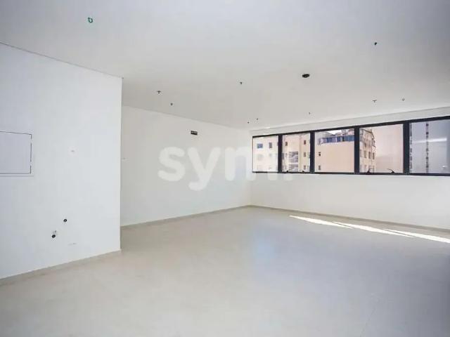 Conj. Comercial / Sala para Locação em Curitiba/PR Centro