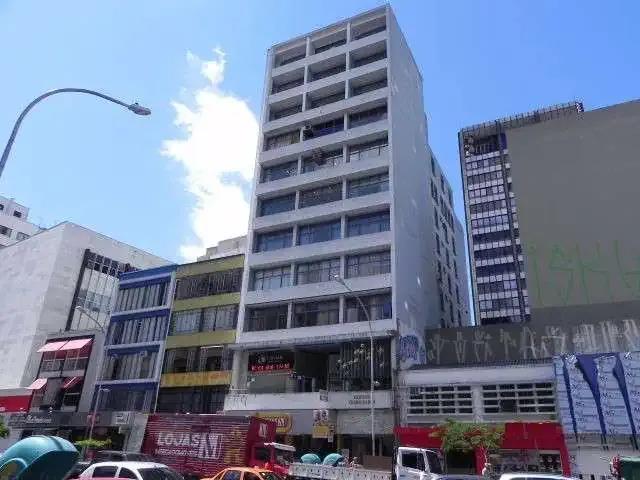Conj. Comercial / Sala para Locação em Curitiba/PR Centro