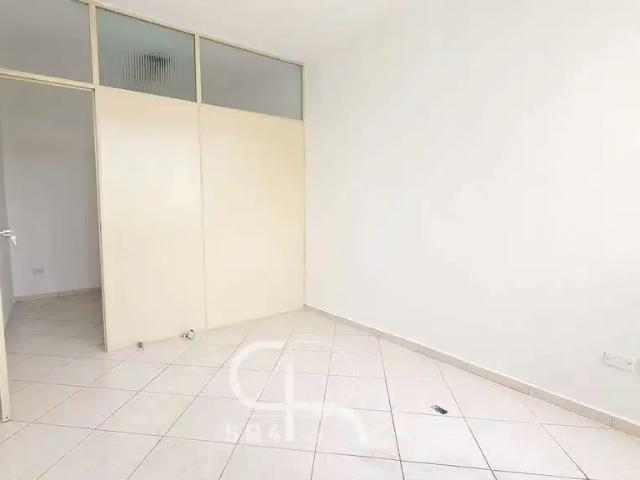 Conj. Comercial / Sala para Locação em Curitiba/PR Centro