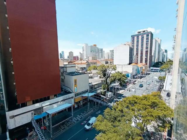 Conj. Comercial / Sala para Locação em Curitiba/PR Centro