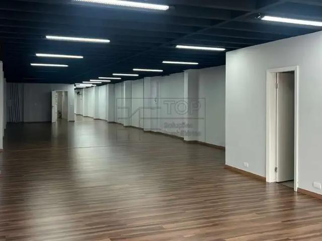 Conj. Comercial / Sala para Locação em Curitiba/PR Centro