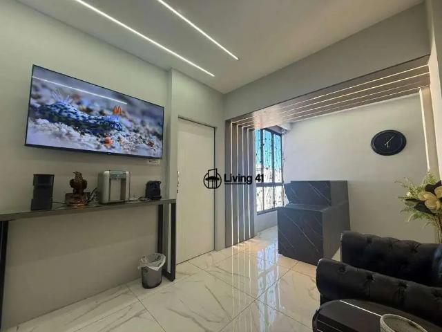 Conj. Comercial / Sala para Locação em Curitiba/PR Centro