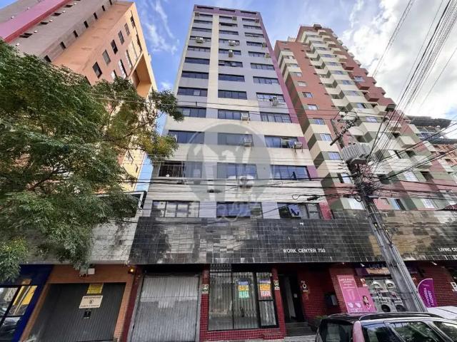 Conj. Comercial / Sala para Locação em Curitiba/PR Centro
