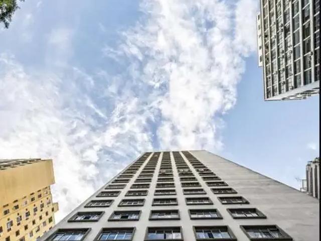 Conj. Comercial / Sala para Locação em Curitiba/PR Centro