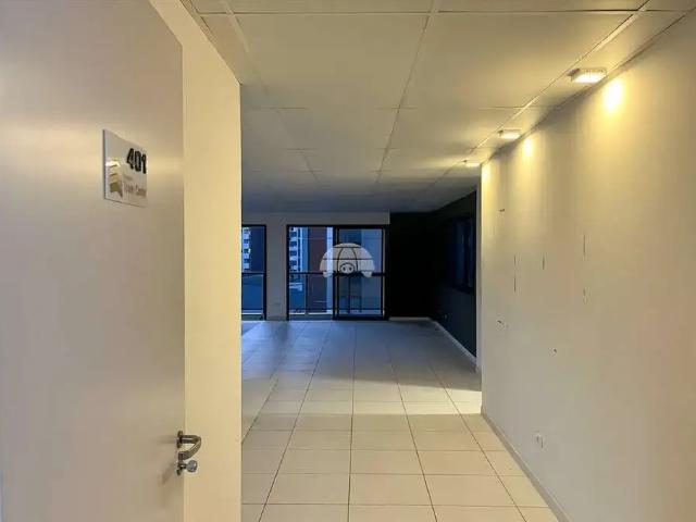 Conj. Comercial / Sala para Locação em Curitiba/PR Centro