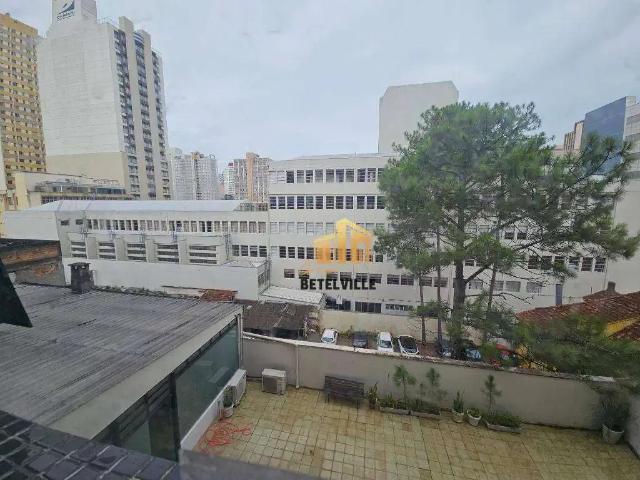 Conj. Comercial / Sala para Locação em Curitiba/PR Centro