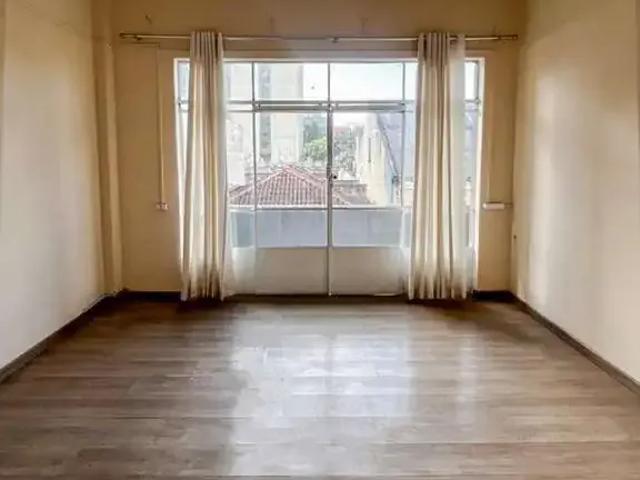 Conj. Comercial / Sala para Locação em Curitiba/PR Centro