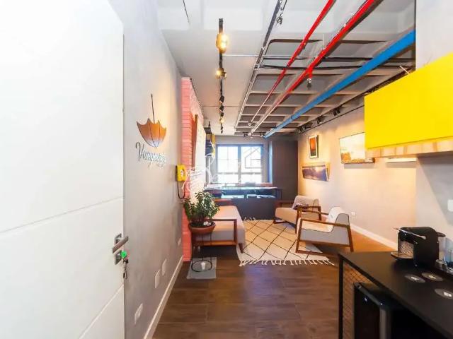 Conj. Comercial / Sala para Locação em Curitiba/PR Cristo Rei