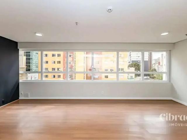 Conj. Comercial / Sala para Locação em Curitiba/PR Água Verde