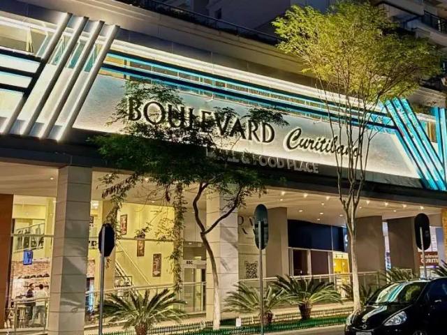 Conj. Comercial / Sala para Locação em Curitiba/PR Água Verde