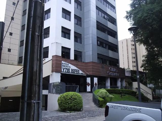 Conj. Comercial / Sala para Locação em Curitiba/PR Água Verde
