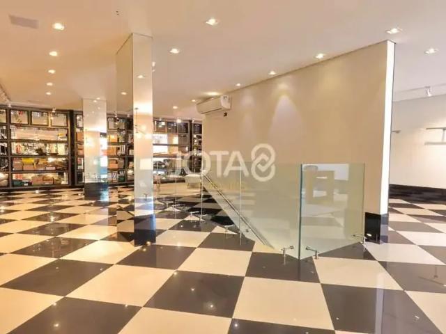 Conj. Comercial / Sala para Locação em Curitiba/PR Alto da Rua XV