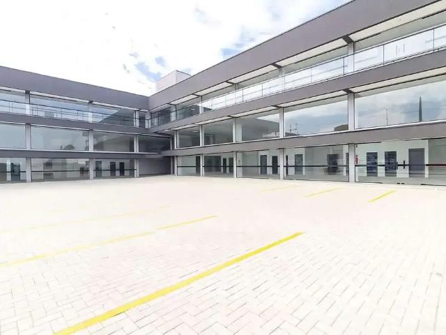Conj. Comercial / Sala para Locação em Curitiba/PR Boqueirão 1 Quartos