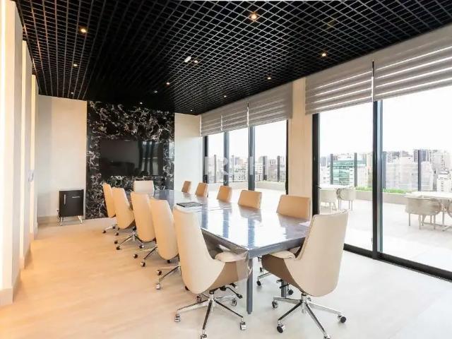 Conj. Comercial / Sala para Locação em Curitiba/PR Batel