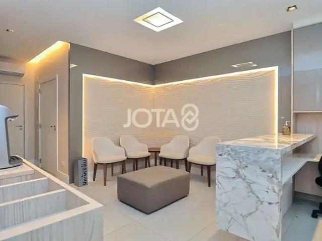 Conj. Comercial / Sala para Locação em Curitiba/PR Batel