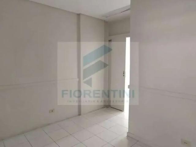 Conj. Comercial / Sala para Locação em Curitiba/PR Batel