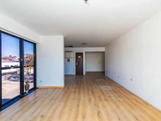 Conj. Comercial / Sala para Locação em Curitiba/PR Guabirotuba