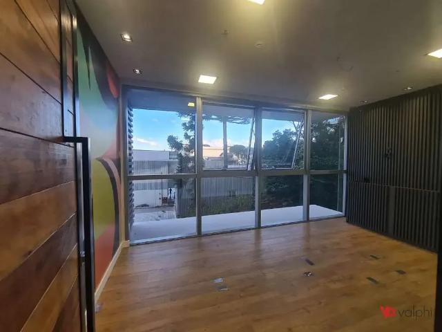 Conj. Comercial / Sala para Locação em Curitiba/PR Ecoville