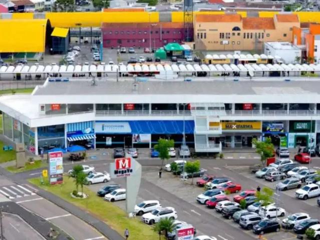 Conj. Comercial / Sala para Locação em Curitiba/PR Fazendinha