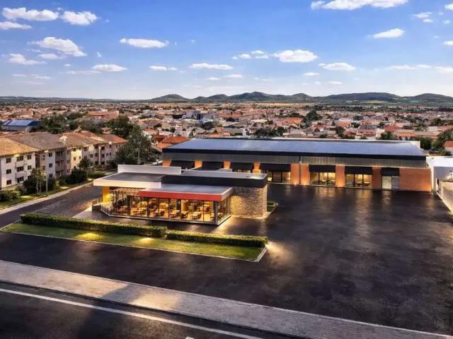 Conj. Comercial / Sala para Locação em Curitiba/PR Jardim das Américas