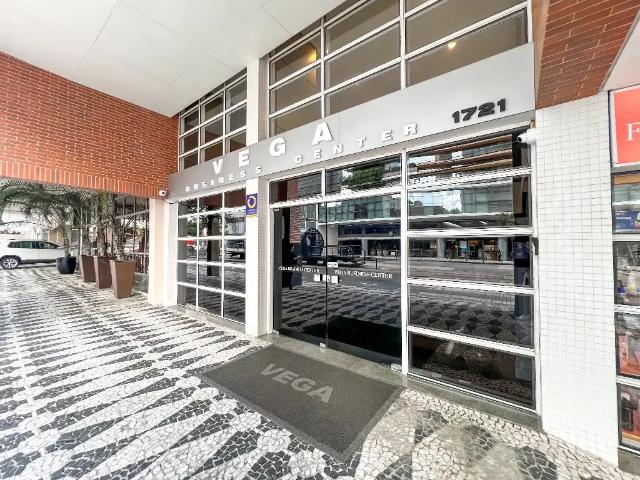 Conj. Comercial / Sala para Locação em Curitiba/PR Juvevê