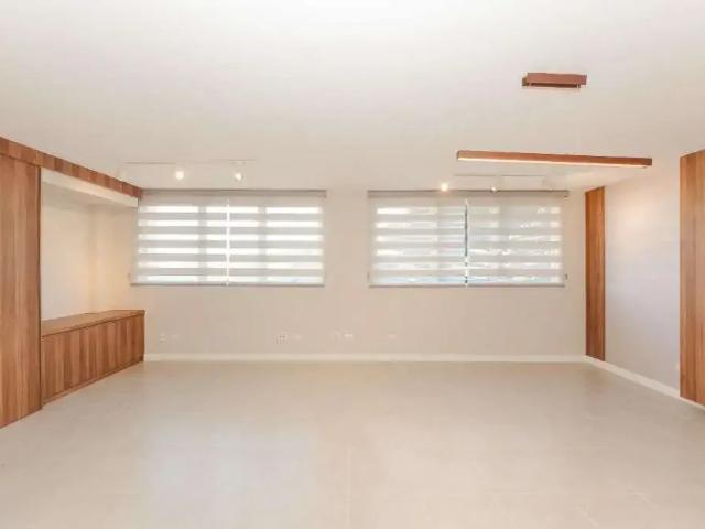 Conj. Comercial / Sala para Locação em Curitiba/PR Mossunguê