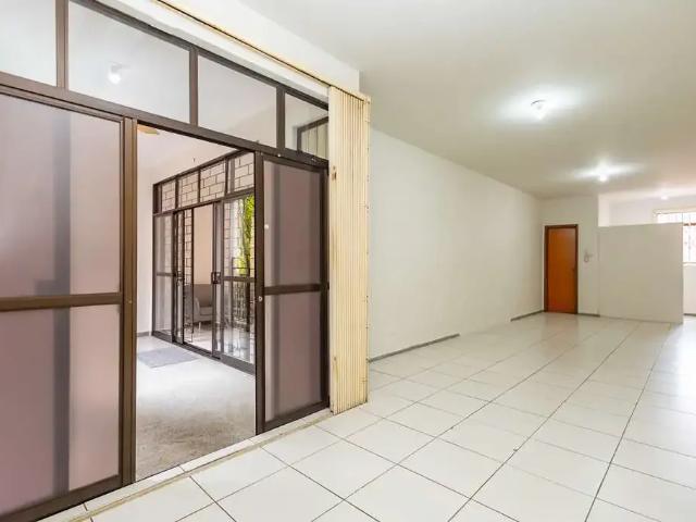 Conj. Comercial / Sala para Locação em Curitiba/PR São Francisco
