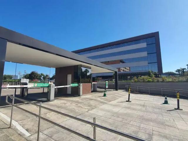 Conj. Comercial / Sala para Locação em Curitiba/PR Prado Velho