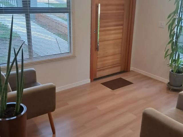 Conj. Comercial / Sala para Locação em Curitiba/PR Tingui