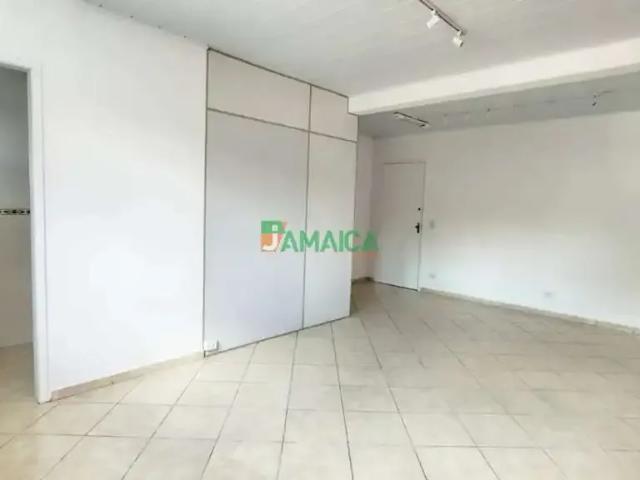 Conj. Comercial / Sala para Locação em Curitiba/PR Uberaba