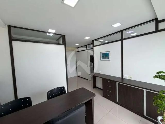 Conj. Comercial / Sala para Locação em Curitiba/PR Vila Izabel