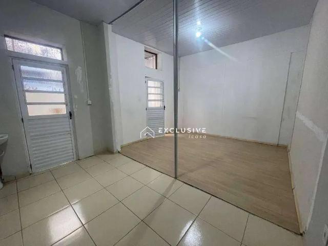 Conj. Comercial / Sala para Locação em Caçapava/SP Centro
