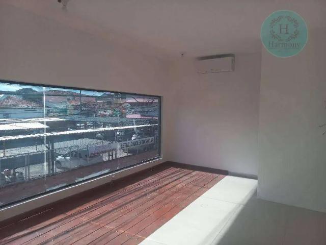 Conj. Comercial / Sala para Locação em Caçapava/SP Centro