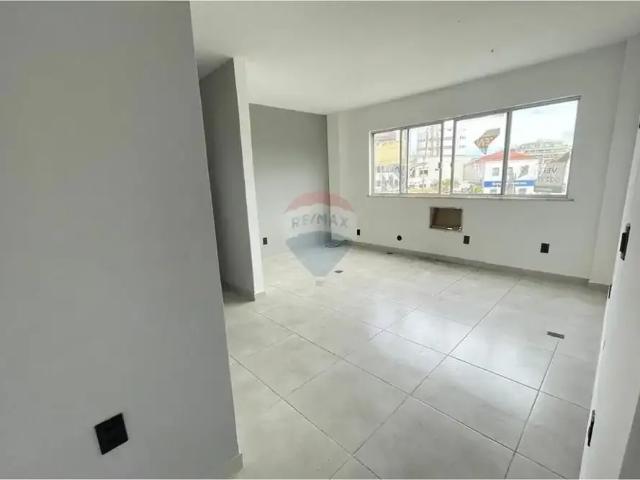Conj. Comercial / Sala para Locação em Cabo Frio/RJ Centro