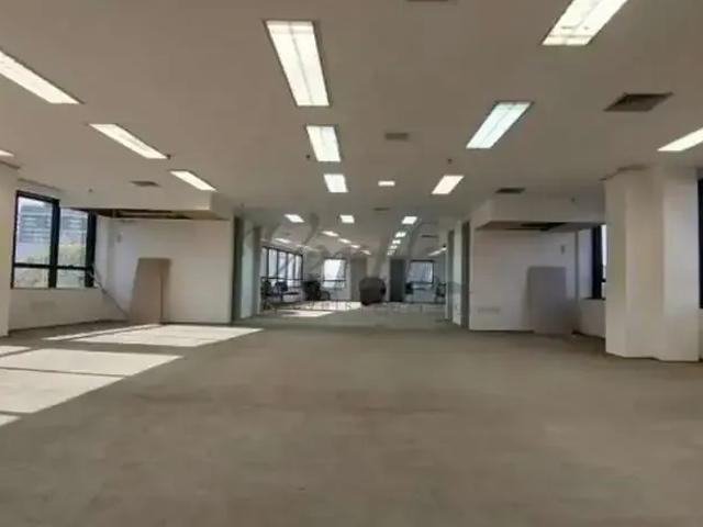 Conj. Comercial / Sala para Locação em Campinas/SP Cambuí